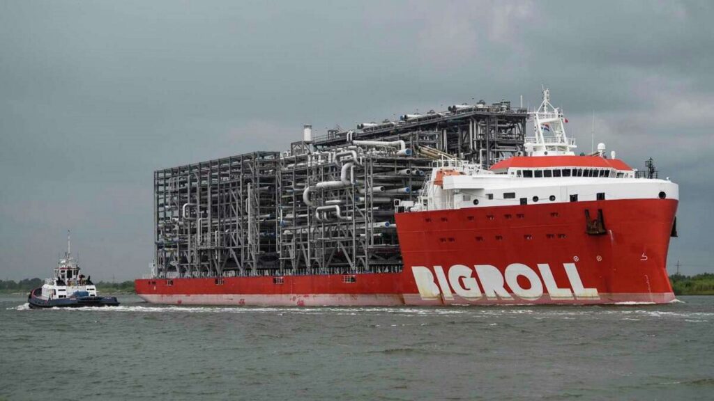 Heavy Lifting Vessel - Gold Orion