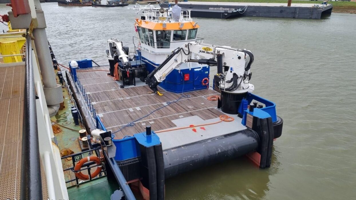 Heavy Lifting Vessel - Gold Orion